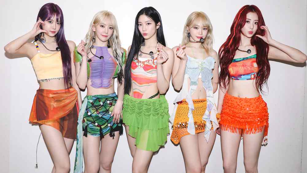 رقصات جريئة لفرقة لي سيرافيم لأغنية EASY تثير الجدل - كيبوبنا | KPOPNA - كيبوبنا